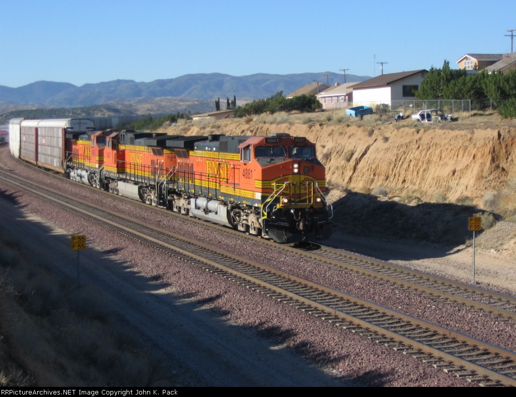 BNSF 4881